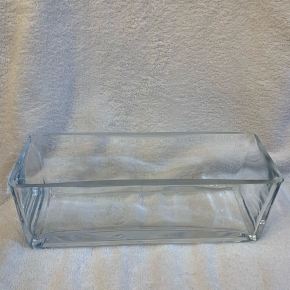 None | Accents | Clear Large Rectangle Glass Vase2 L X 4 W X45 H | Poshmark